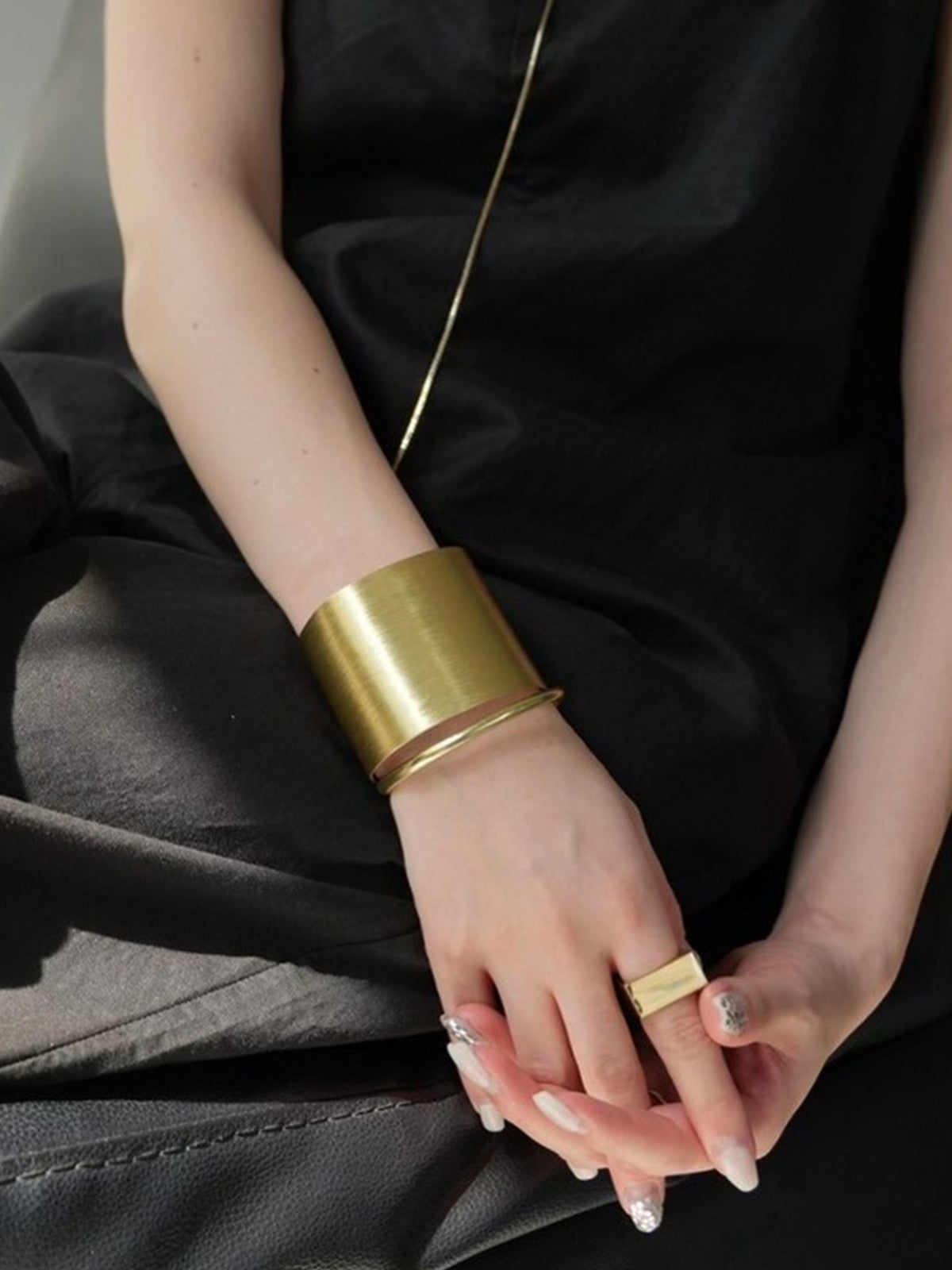 540255 wide cuff bangle