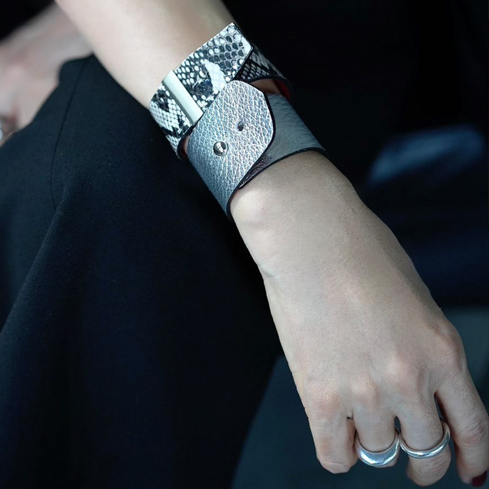 ACCESSORY – 3ページ目 – MANA